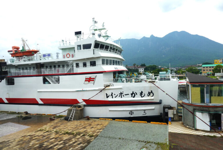 島原～熊本を30分で航行する熊本フェリー・オーシャンアローに乗船